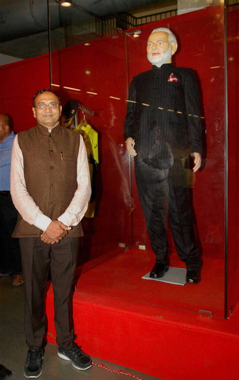 Auction of gifts received by PM Narendra Modi fetches around Rs 8.33 ...