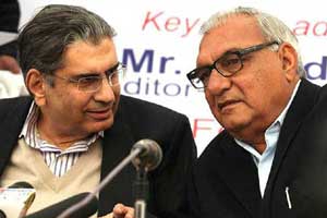 A rare combination of wit and irreverence: Vinod Mehta - India News ...