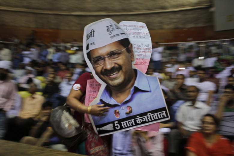 Arvind Kejriwal-led AAP govt’s anti-corruption helpline gets over 12K calls in 24 hrs - India ...