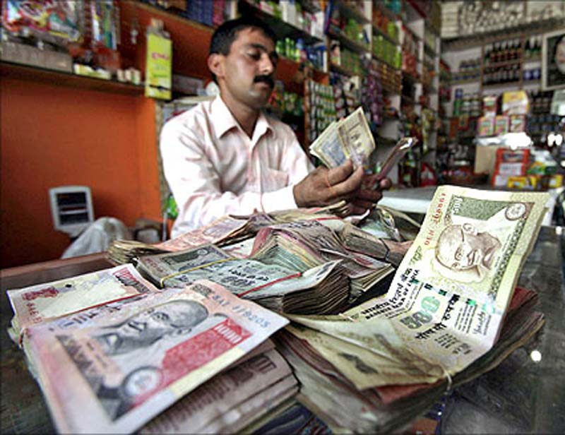 RBI to issue new Rs 500, Rs 100 currency notes with more security ...