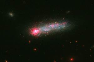 Hubble captures fireworks in ‘skyrocket’ galaxy - Science News | The ...