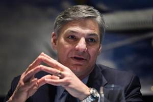 Boeing executive Ray Conner opposes Iran licences for others if its ...