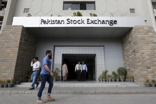 Pakistan stocks nosedive after surgical strikes by India - Market News ...