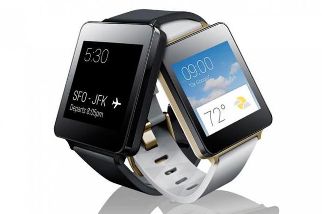 This smartwatch can move in five directions - Business News | The ...