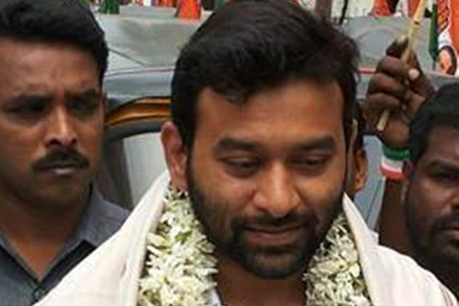 Ex-Andhra Pradesh minister M Mukesh Goud’s son Vikram Goud shot at in Hyderabad | The Financial ...