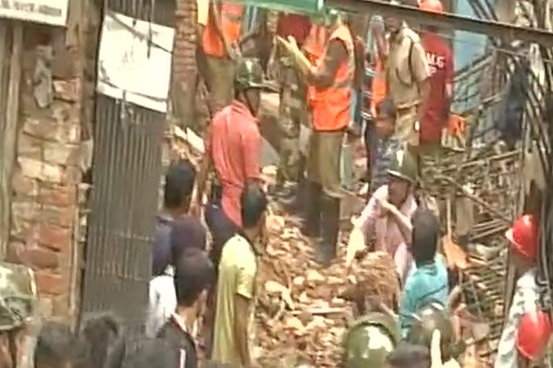 Mumbai building collapse in Ghatkopar: 9 dead, 50 feared missing; heart-rending photos emerge ...