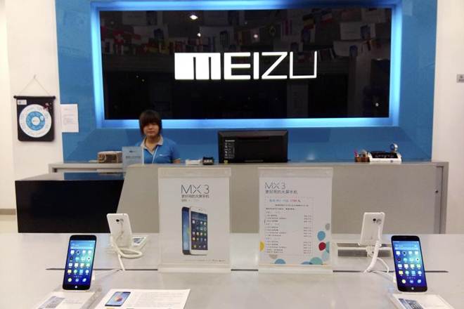 Meizu unveils flagship devices with unique rear display - Technology ...