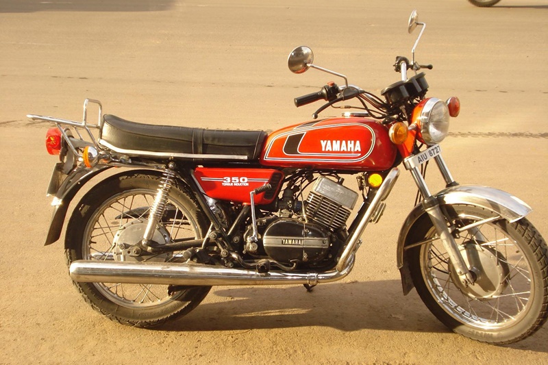 Yamaha RD 350, RX 100, Royal Enfield Bullet and others: Bikes that ...