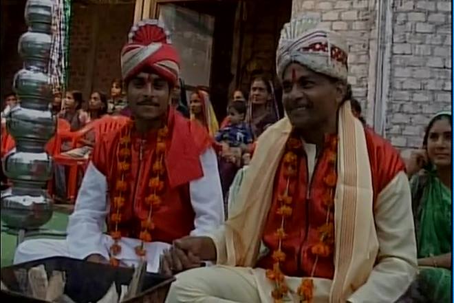 These two Madhya Pradesh men got married to appease the rain Gods; see ...