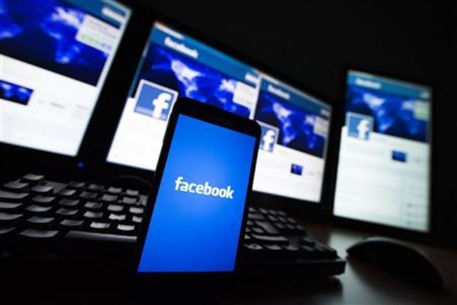 Facebook begins testing ‘Stories’ on desktop site - Technology News ...