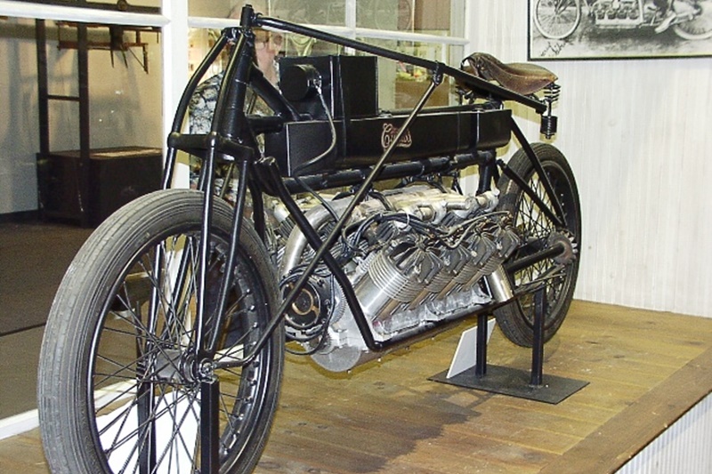 Fastest motorcycle land speed records: How fast do you think the first ...