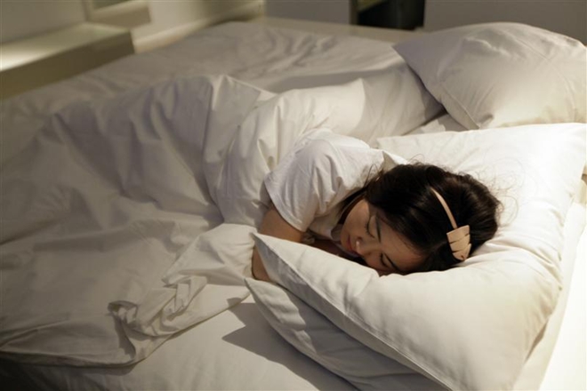 New artificial intelligence system can monitor your sleep with radio ...