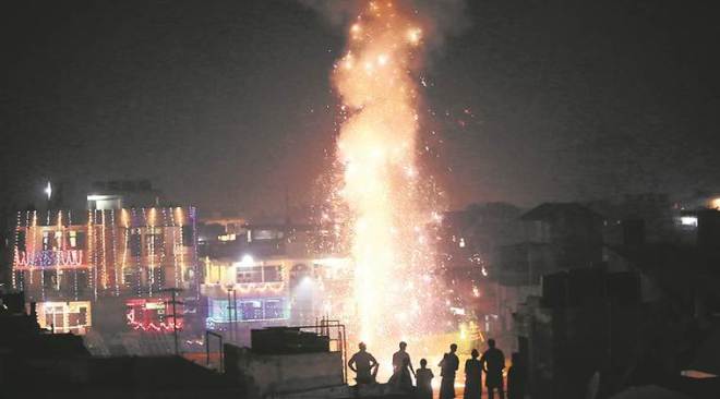 Crackling story of fire crackers in India, you must read this Diwali ...