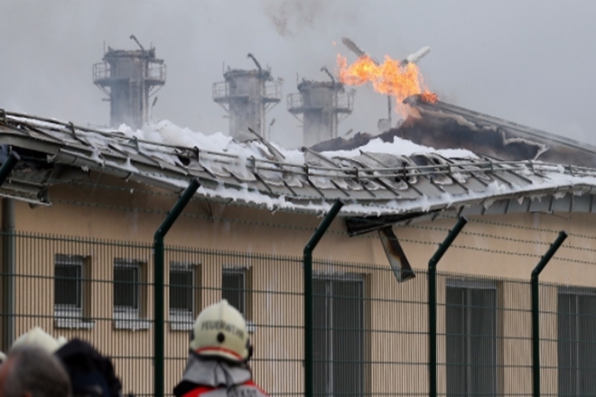 Deadly blast at Austrian pipeline hub slashes gas flow to Italy | The ...