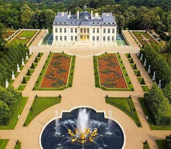 Pics and Video | Inside the world’s most expensive house; bought by ...