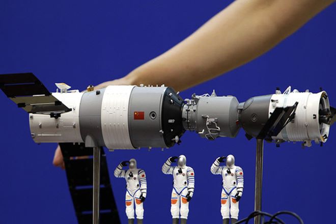 Chinese space lab to hit Earth in controlled manner - Science News ...