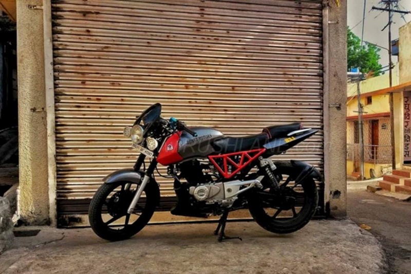 Modified Bajaj Pulsar bikes: Kawasaki H2, Bobber and more unbelievable ...