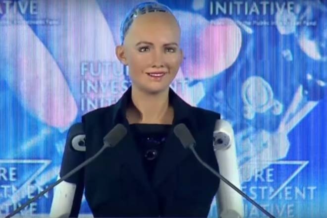 World’s 1st humanoid robot Sophia is coming to India – Here is your ...