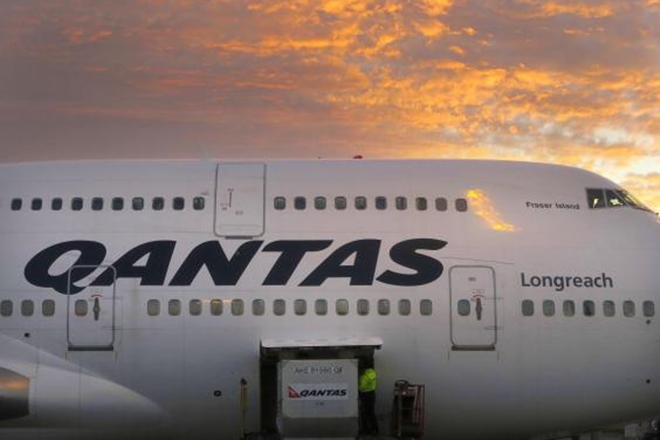 First non-stop flight between Australia, UK makes history - Airlines ...