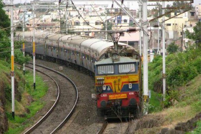 Clean tracks: Indian Railways installs record number of 1.25 lakh bio ...