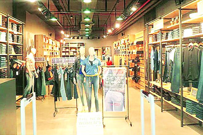 Retail sales in India will hit half of nation’s GDP this year; key ...