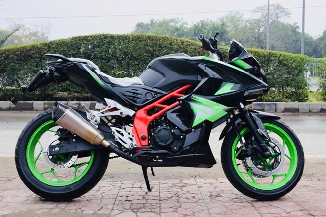 Pakistani-Chinese bike Sigma Lion is a shocking copy of Bajaj Pulsar ...