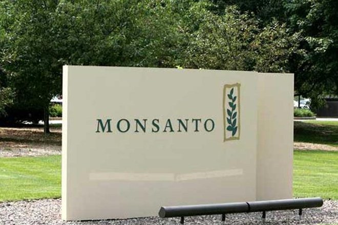 US jury orders chemical giant Monsanto to pay USD 290 million to cancer ...