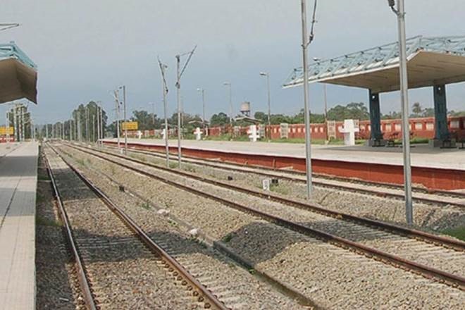 Track renewal takes priority! Indian Railways to float new Rs 2700 crore global tender for 4.5 ...