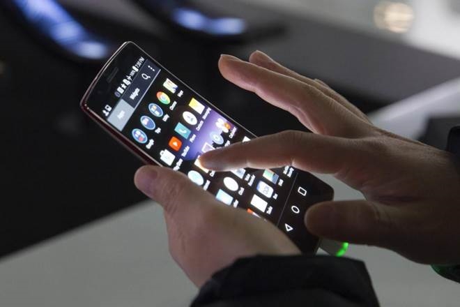 India’s mobile subscriber base to touch 1.42 billion by 2024; 80% to ...