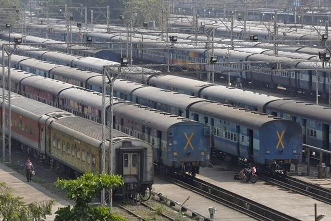 Indian Railways passengers note! Several trains cancelled on New Delhi-Faridabad-Palwal section ...