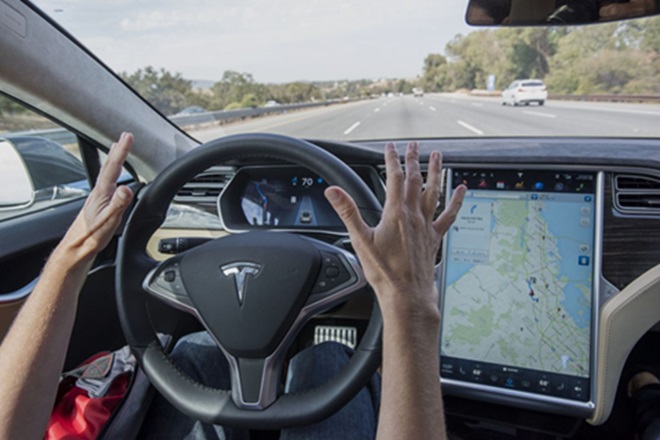 Tesla cars complete 1 billion miles on auto pilot - Car News | The ...