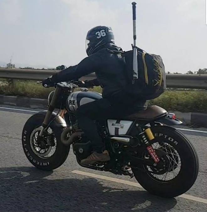 Modified Royal Enfield Interceptor 650: Bulleteer Customs built a ...