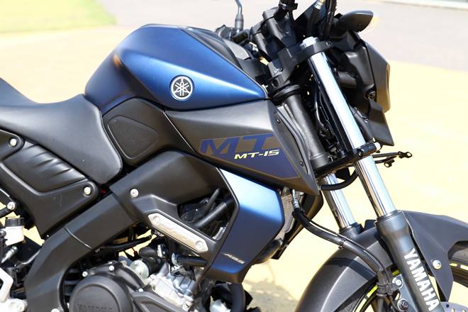 2019 Yamaha MT-15 First Ride Review | R15 performance but stunning ...