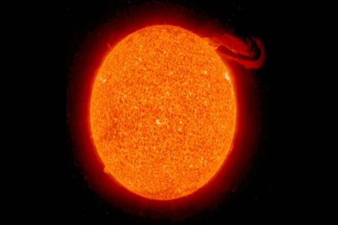 Scientists capture deepest radio images of the Sun - Science News | The ...
