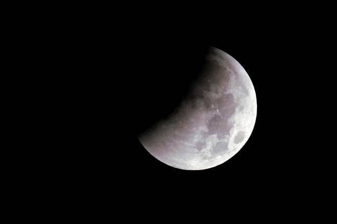 How old is the Moon? Study reveals surprising details - Science News ...