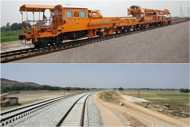 Indian Railways bets on new track laying machines for dedicated freight ...