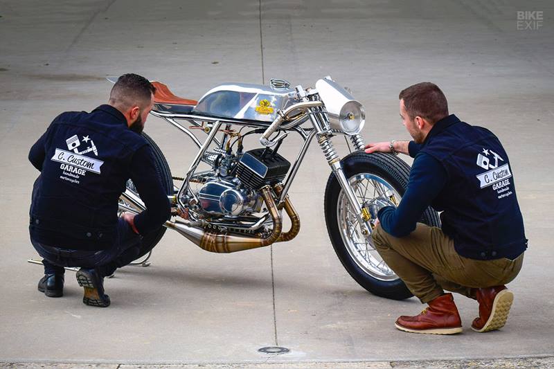 1973 Yamaha RD 200 stripped down, refurbished, polished to original ...