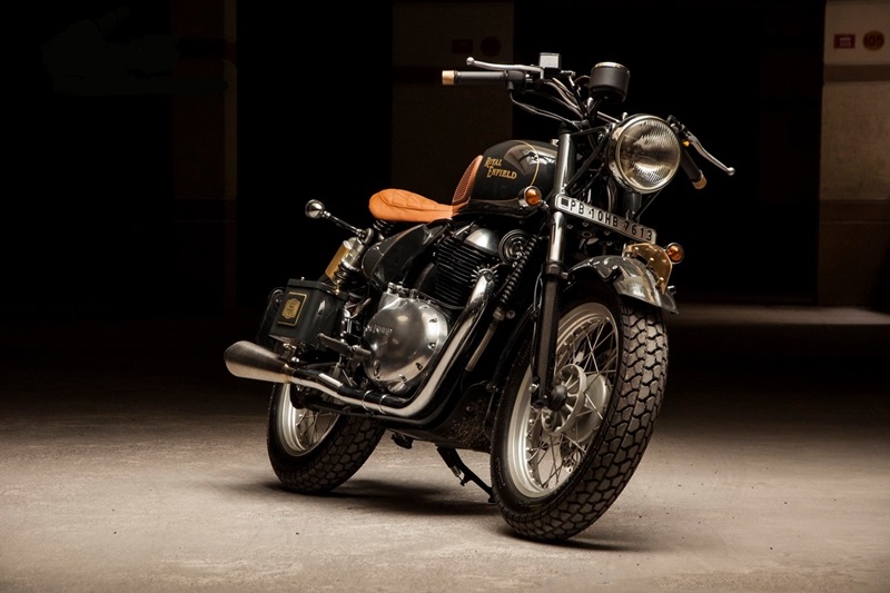 Custom-built Royal Enfield Interceptor 650 ‘Regale’ looks timeless as a ...