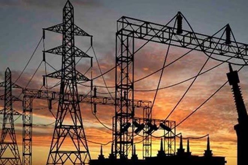 Power minister says inefficiency in state discoms a barrier in ...
