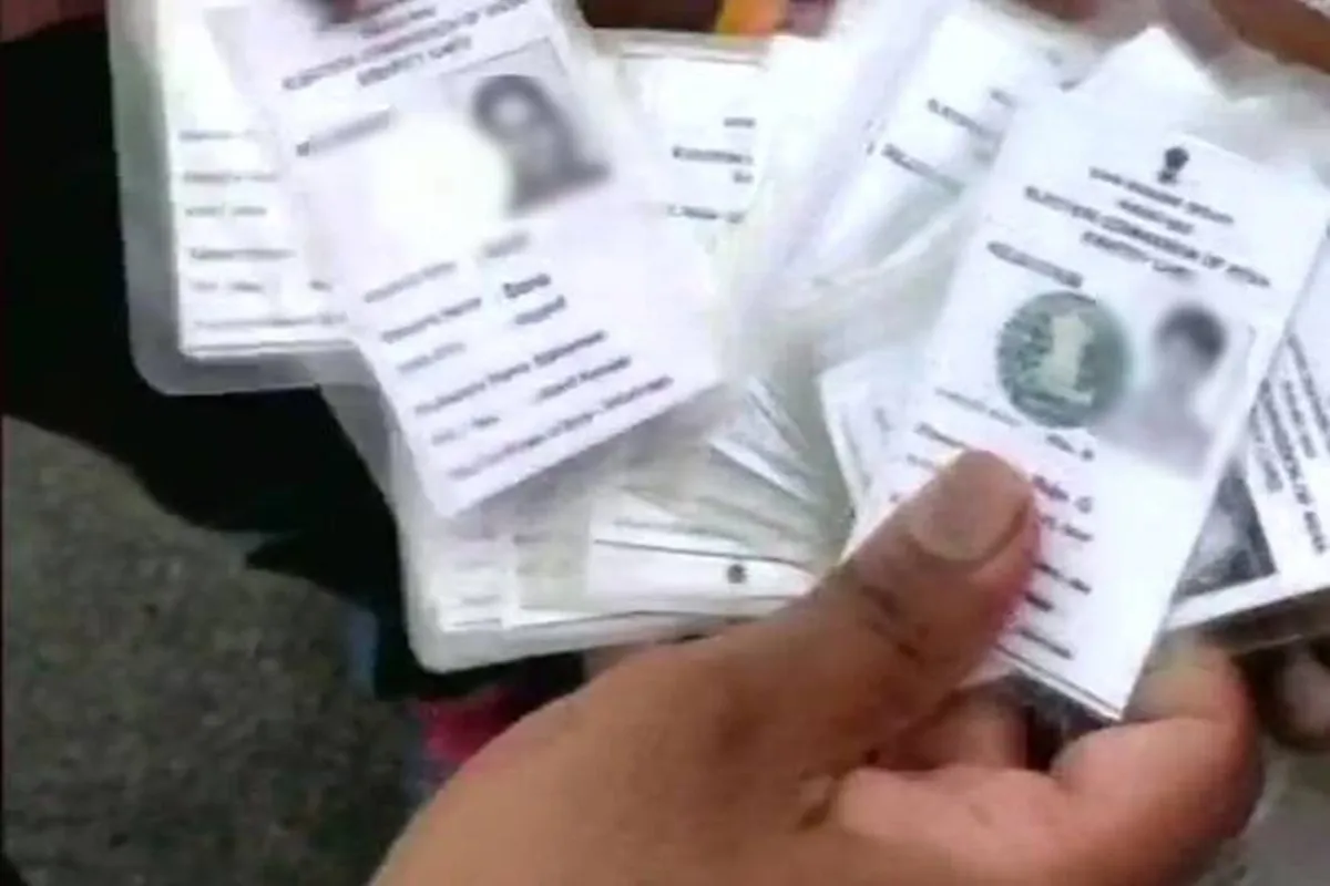 Downloadable e-version of voter card to be launched on Monday - India ...