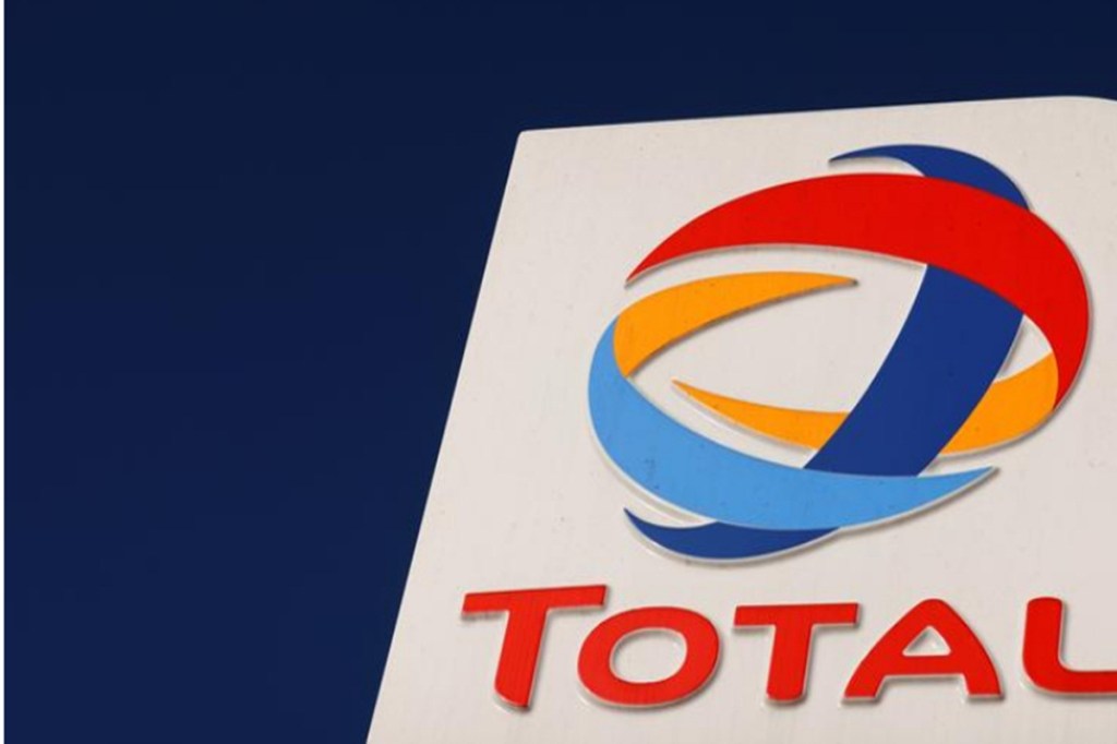 TOTAL acquires 20 pc stake in Adani Green Energy - Industry News | The ...