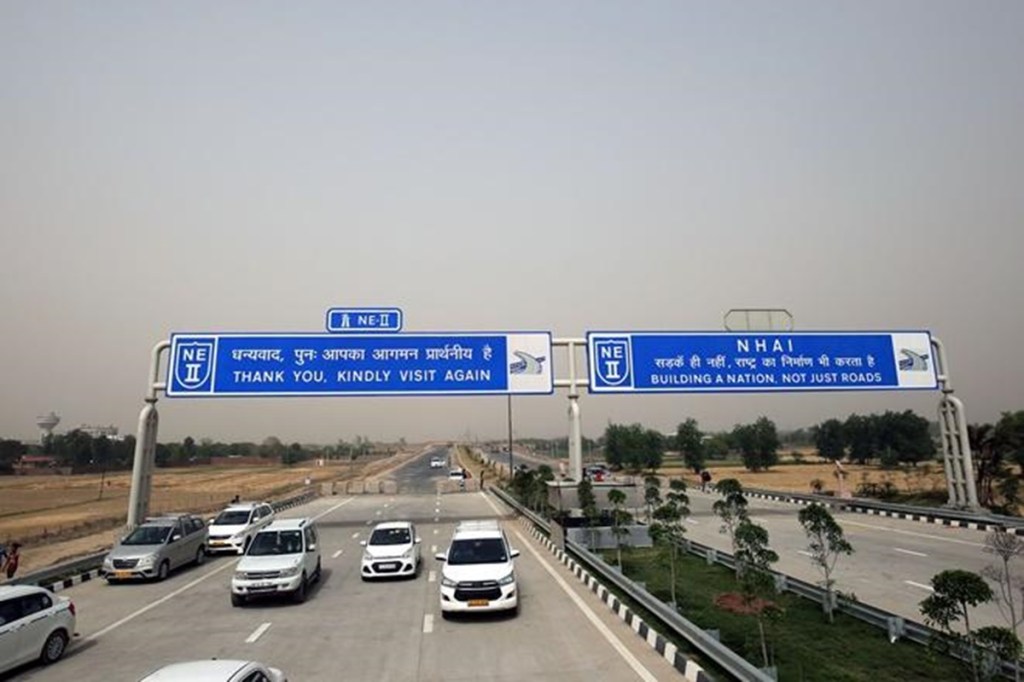 NHAI creates record! In a first, road construction touches 30 km per ...