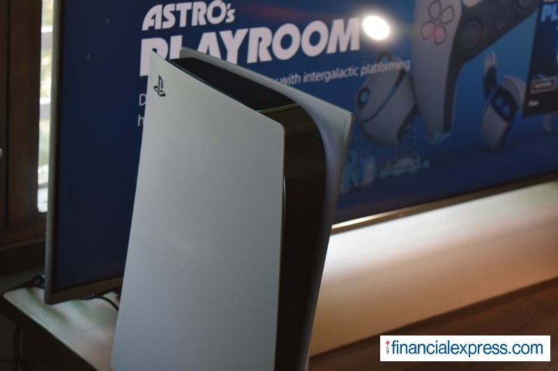 Sony PlayStation 5 first look: Big, bold, and impressive - Technology ...