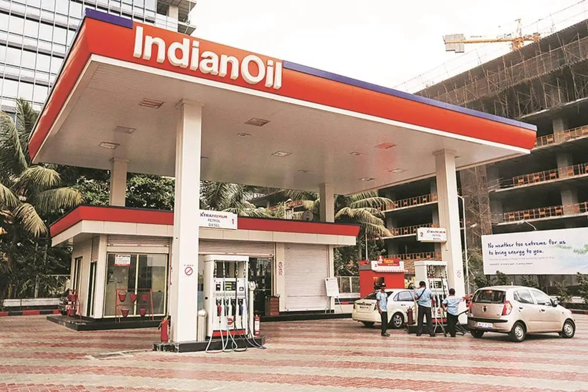 Indian Oil refineries operating at 95% capacity, say sources - Industry ...