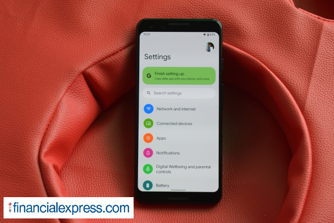 Android 12 first look, impressions: Google builds a fun, playful and ...