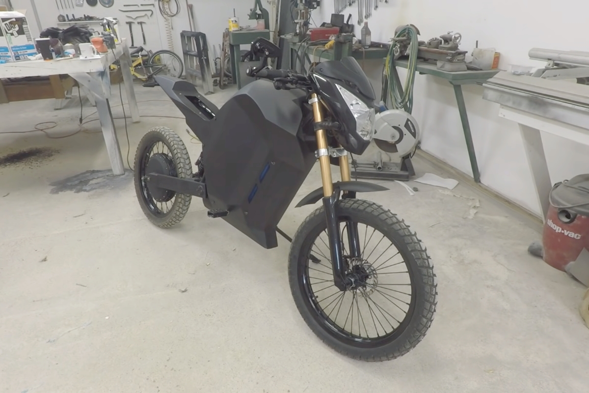 How to build your own 150 km/h electric motorcycle: DIY instructions ...