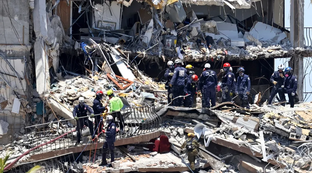 Miami building collapse: Many feared dead after Florida beachfront ...