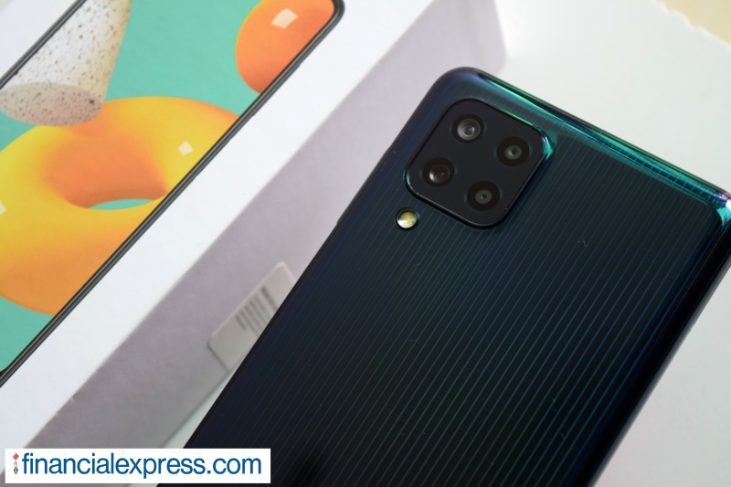 Samsung Galaxy M32 first look (in pictures): How it compares to Redmi ...