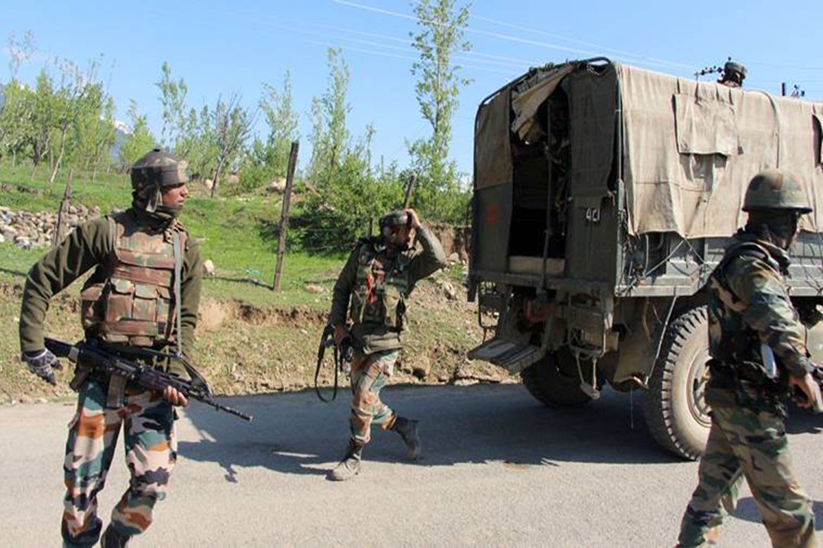Jammu and Kashmir: Infiltration bid along LoC foiled in Poonch, one terrorist killed - Defence ...