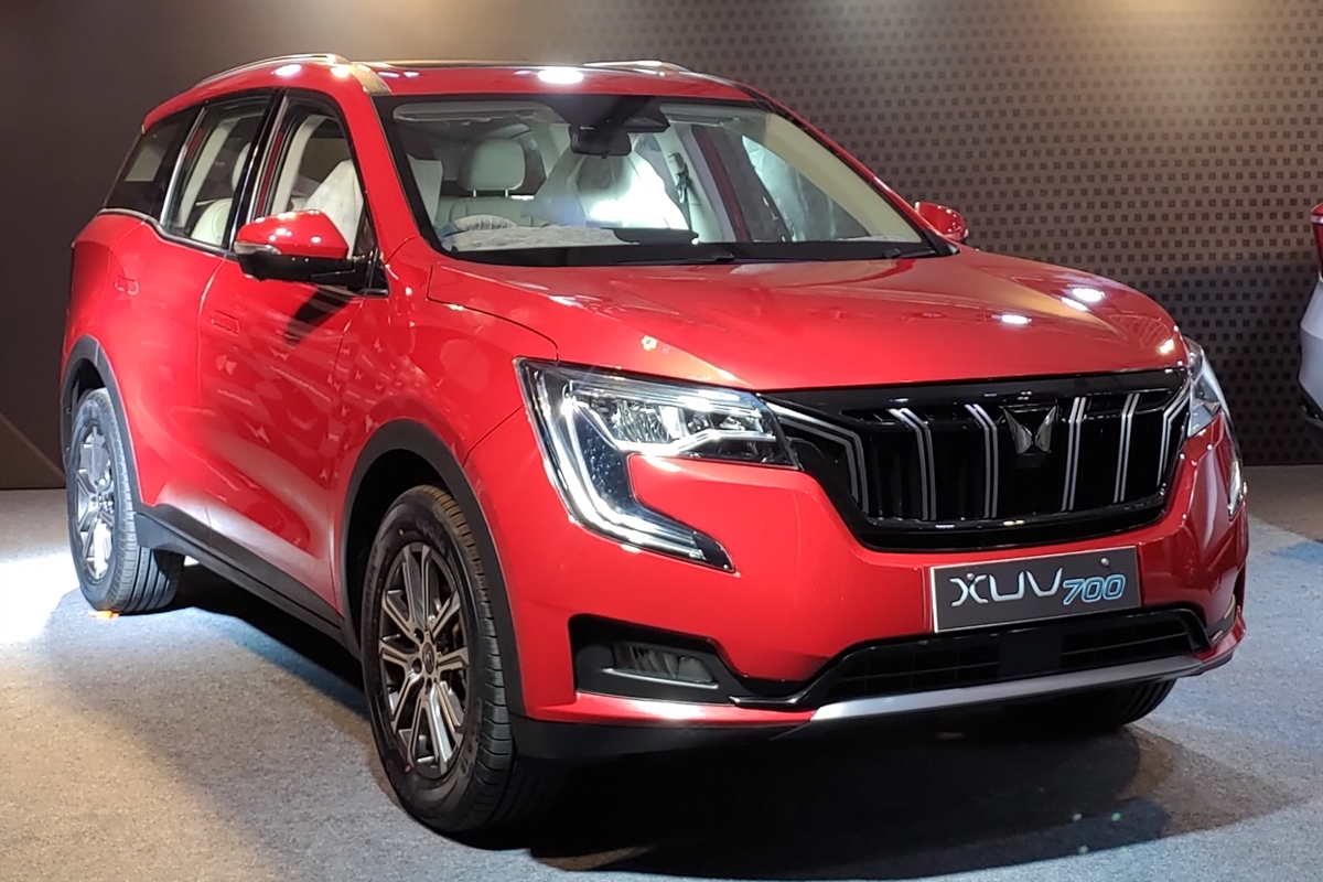 Mahindra XUV700 AX7 new variants launched: Now get Luxury Pack and AWD together - Car News | The ...